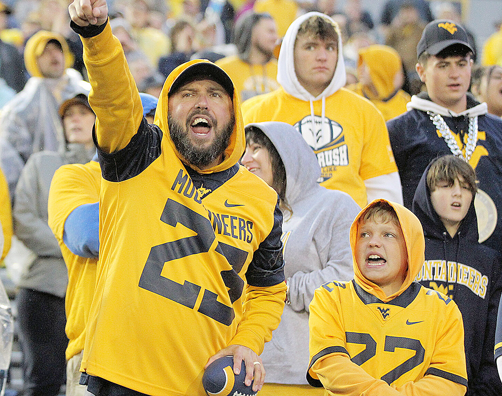 WVU players want ‘12th man’ to show up Saturday | News, Sports, Jobs ...